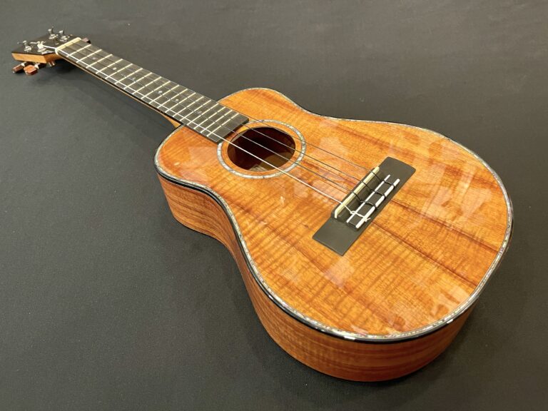Hawaiian Handmade Ukuleles - Ukulele Store